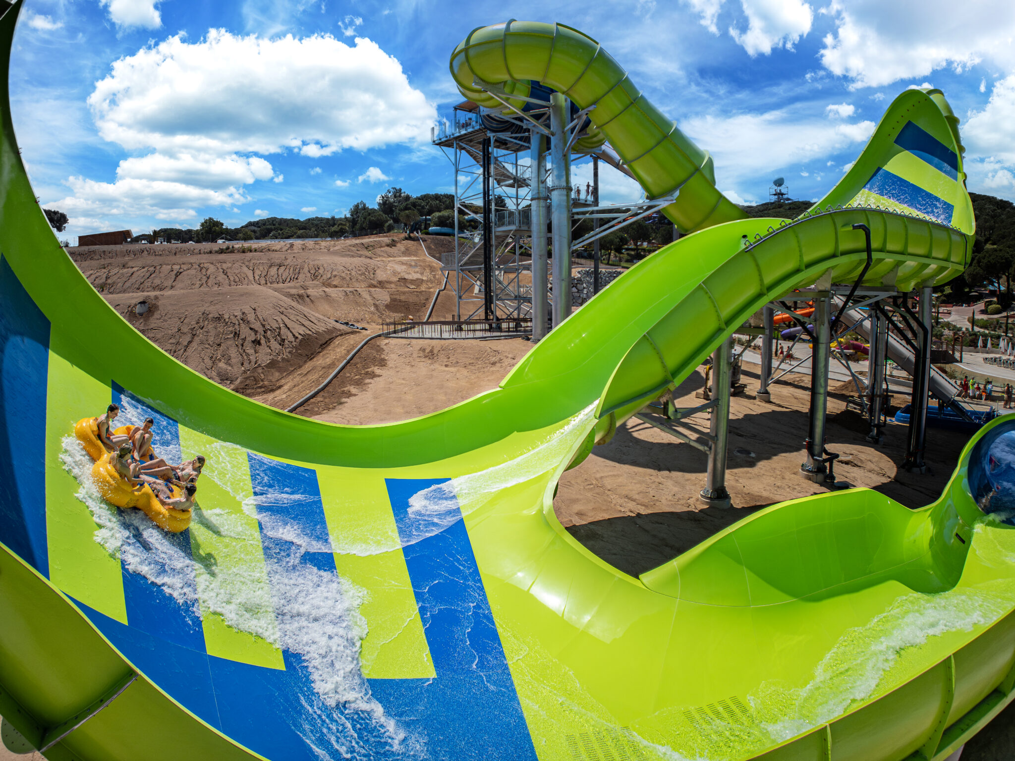 ProSlide - Water World Lloret de Mar Unveils Europe’s First Double TornadoWAVE 60: Tornado King